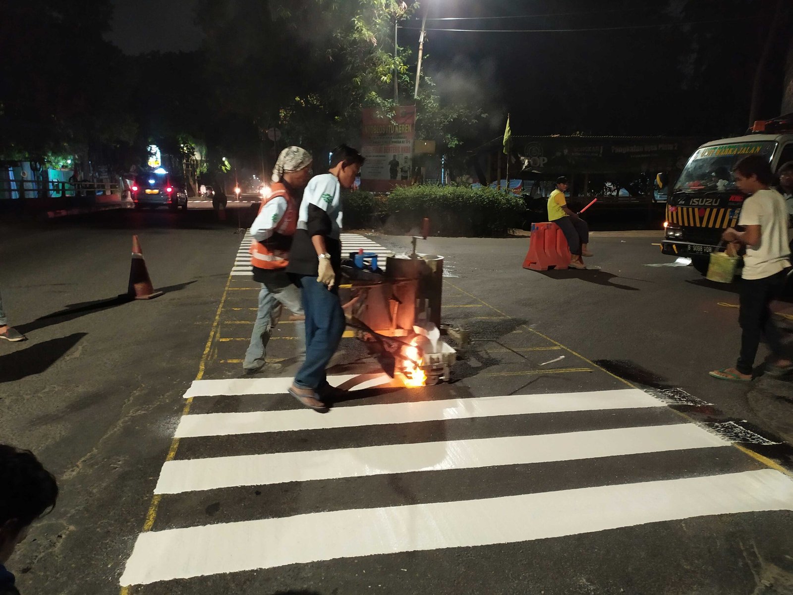 JENIS MARKA JALAN - Lintas Marka