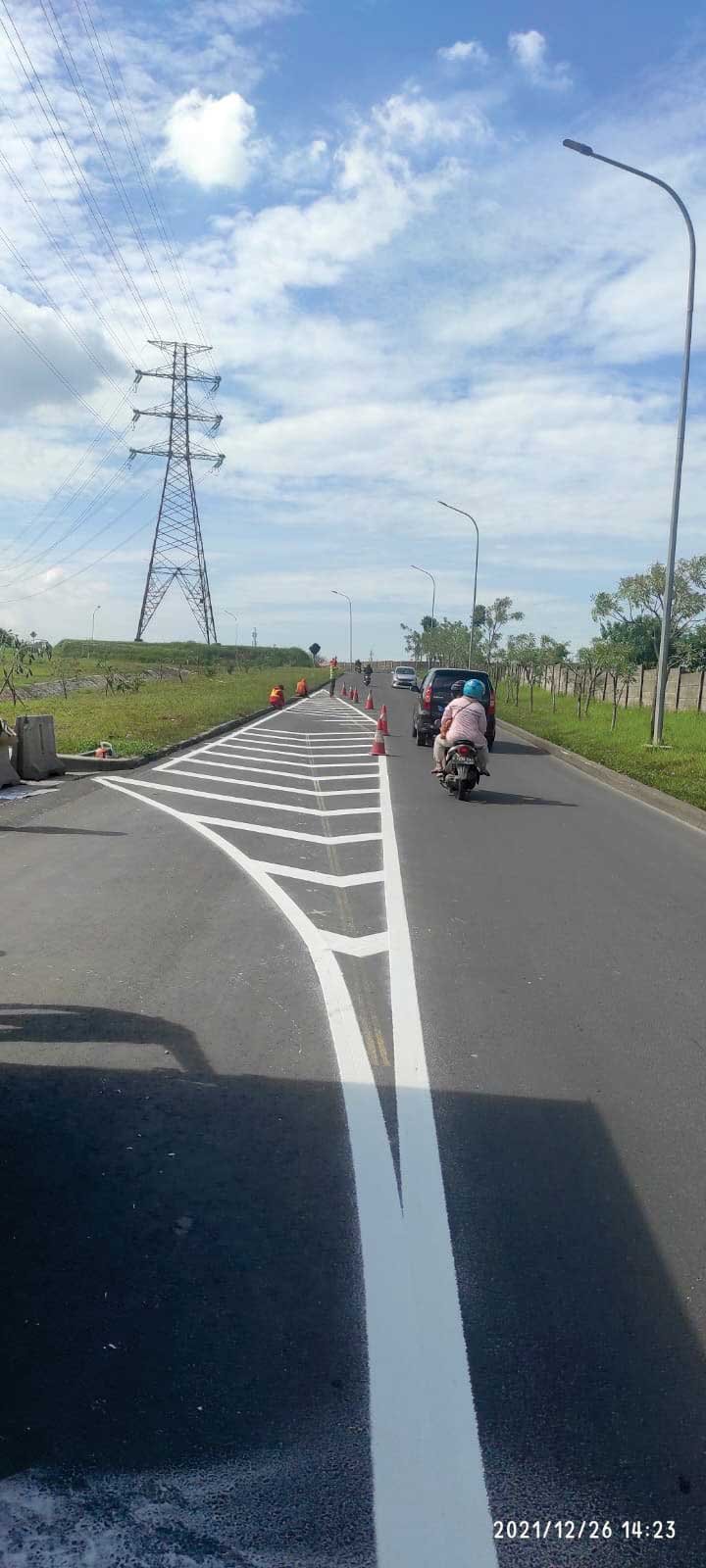 JENIS MARKA JALAN - Lintas Marka